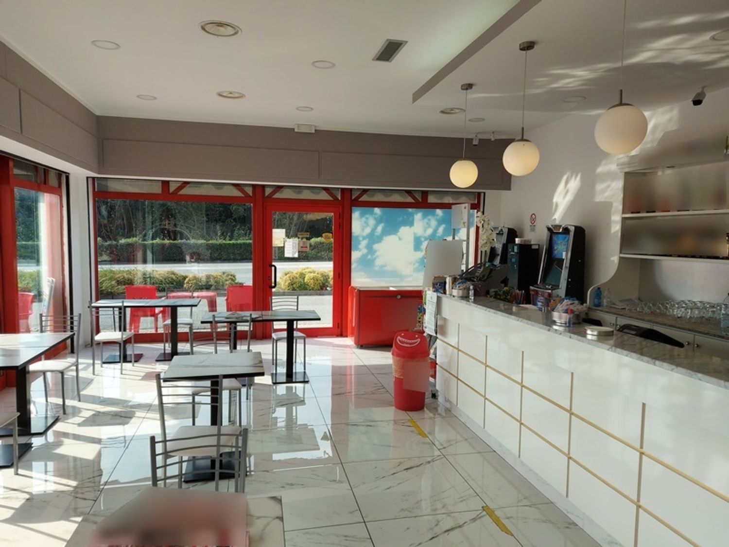 #10983 Negozio uso bar con sala VLT, Biella, Piemonte - Annunci Industriali